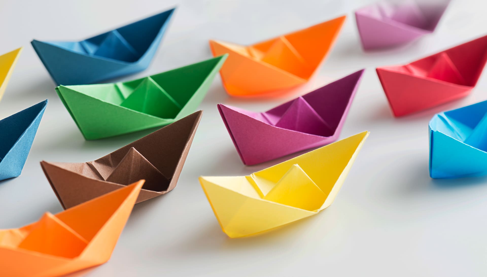 Origami Schiffe Schiff Falten Papierschiff Faltanleitung Schiffchen ...