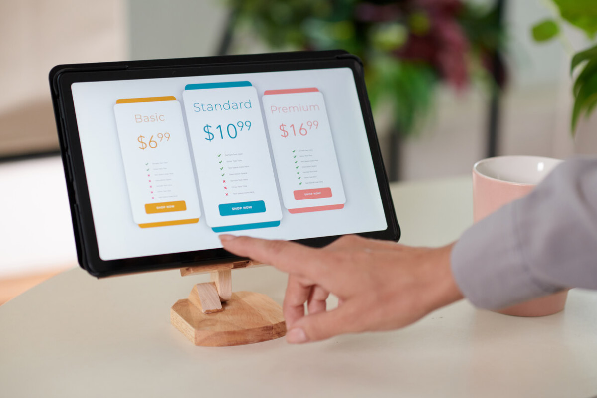 Pricing models for maximizing business value